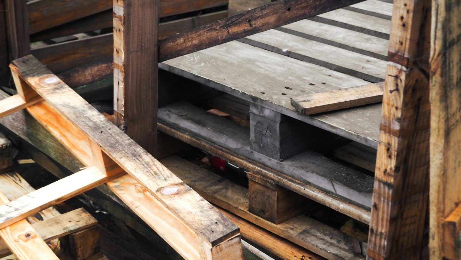From Pallet to Profit: A Step-by-Step Guide to Selling and Buying ...